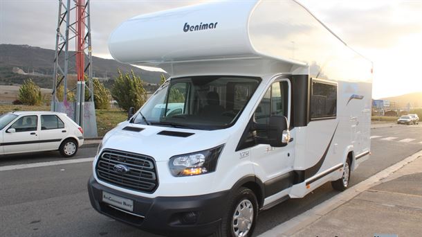 El modelo Benimar Sport 340 UP, en imágenes